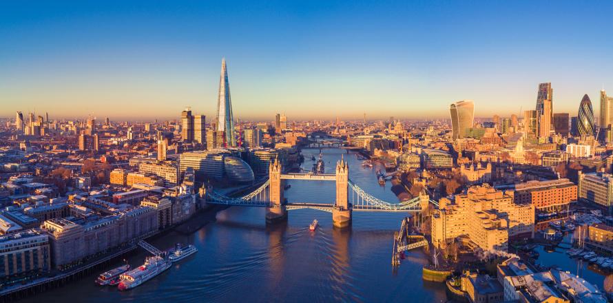 United Kingdom | Destination Canada - Document Archive